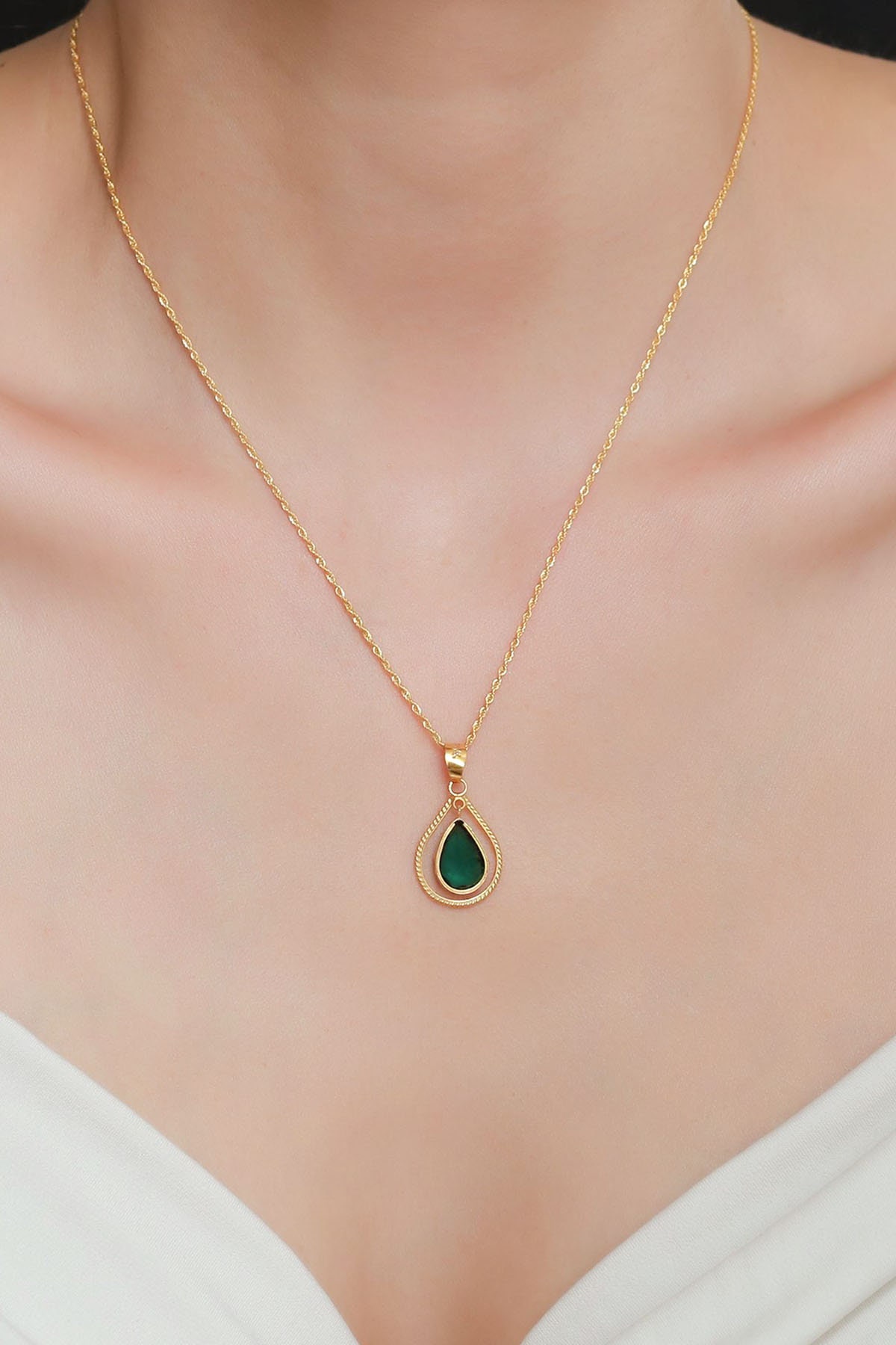 14K Solid Gold Green Framed Necklace / Rope Chain Necklace - Etsy