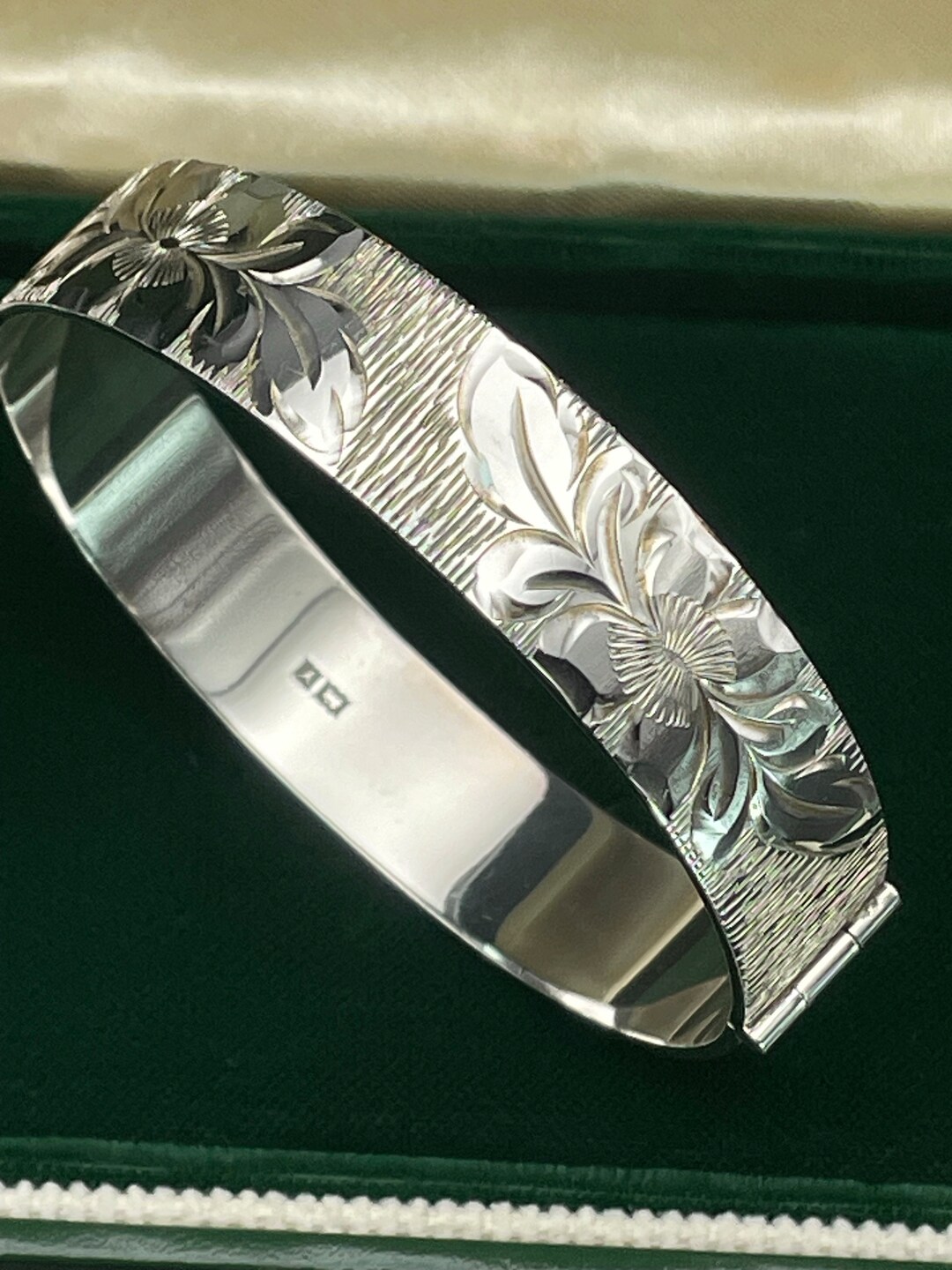 Vintage Sterling Silver Hinged Bangle Bracelet, Engraved Floral Design ...