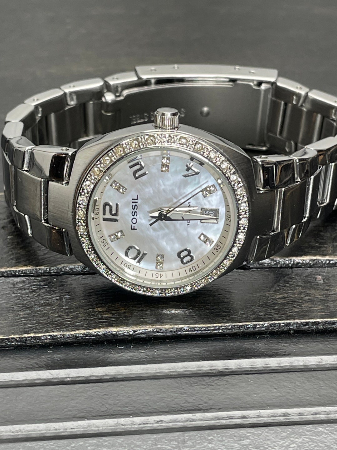 Vintage Fossil Wrist Watch for Women Silver Tone Paste Diamanté ...