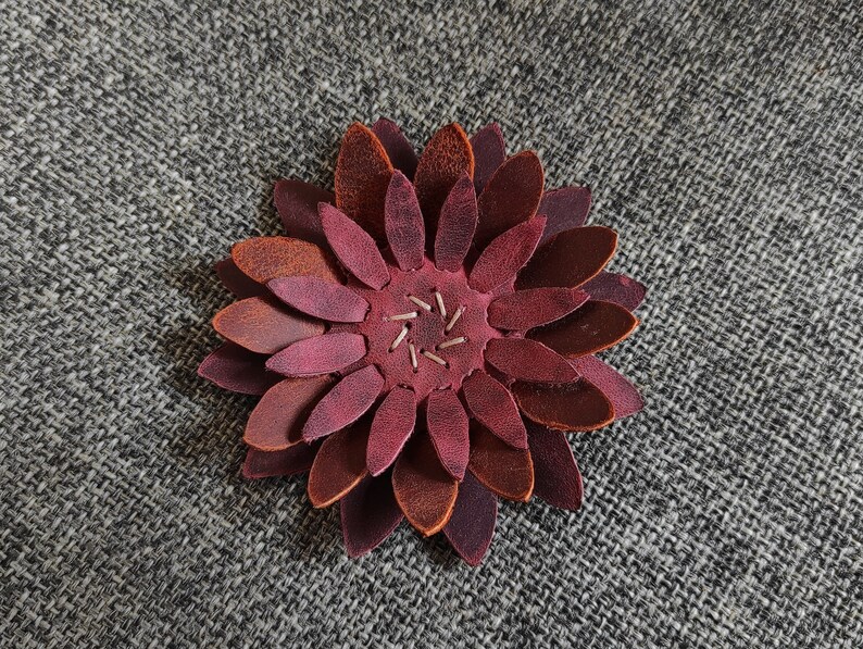 Leather Flower PDF Pattern - Lapel Pin, Bag Ornament (SVG, A4, USLETTER ...