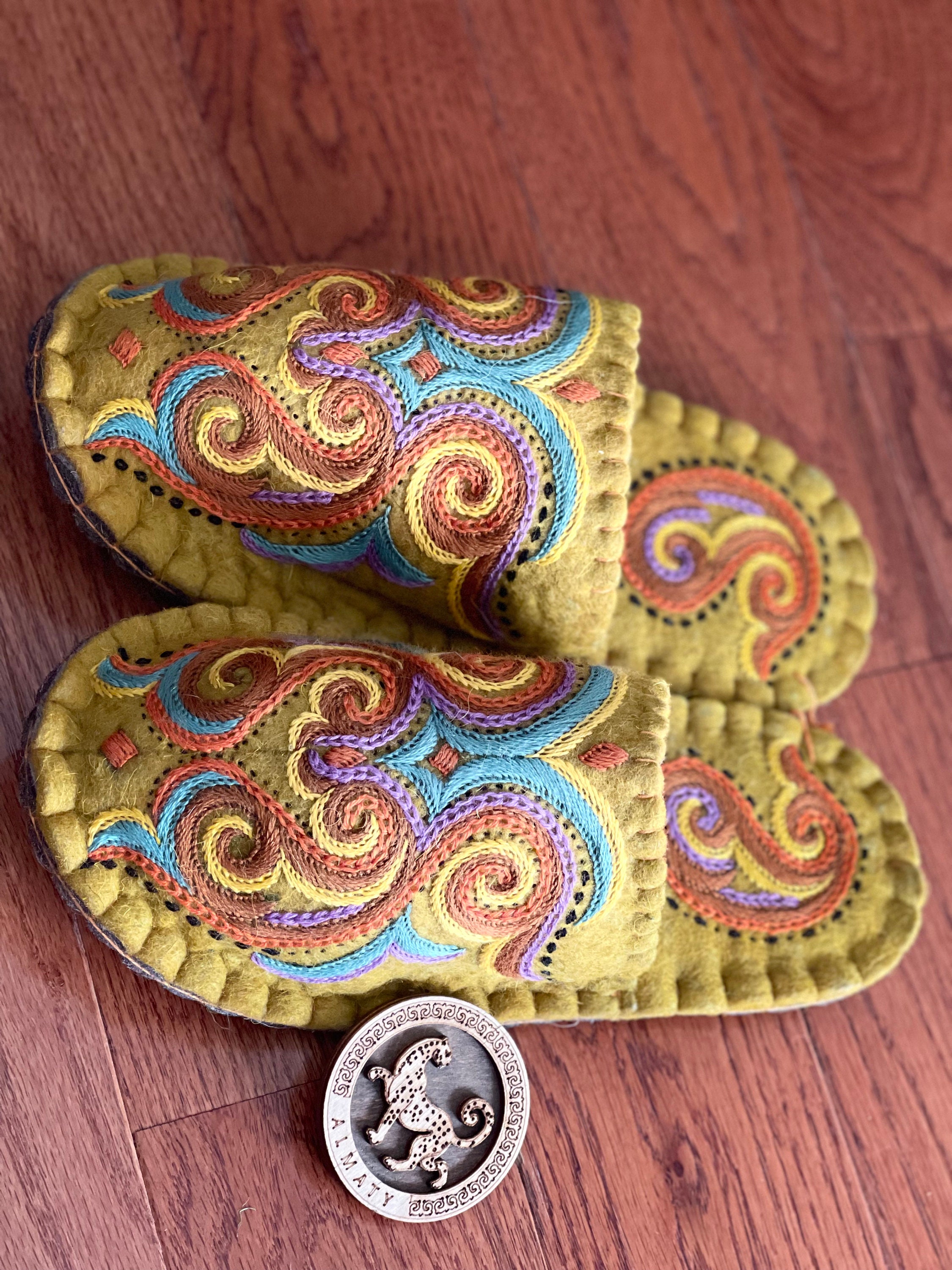 Embroidered Felt Slippers - Etsy
