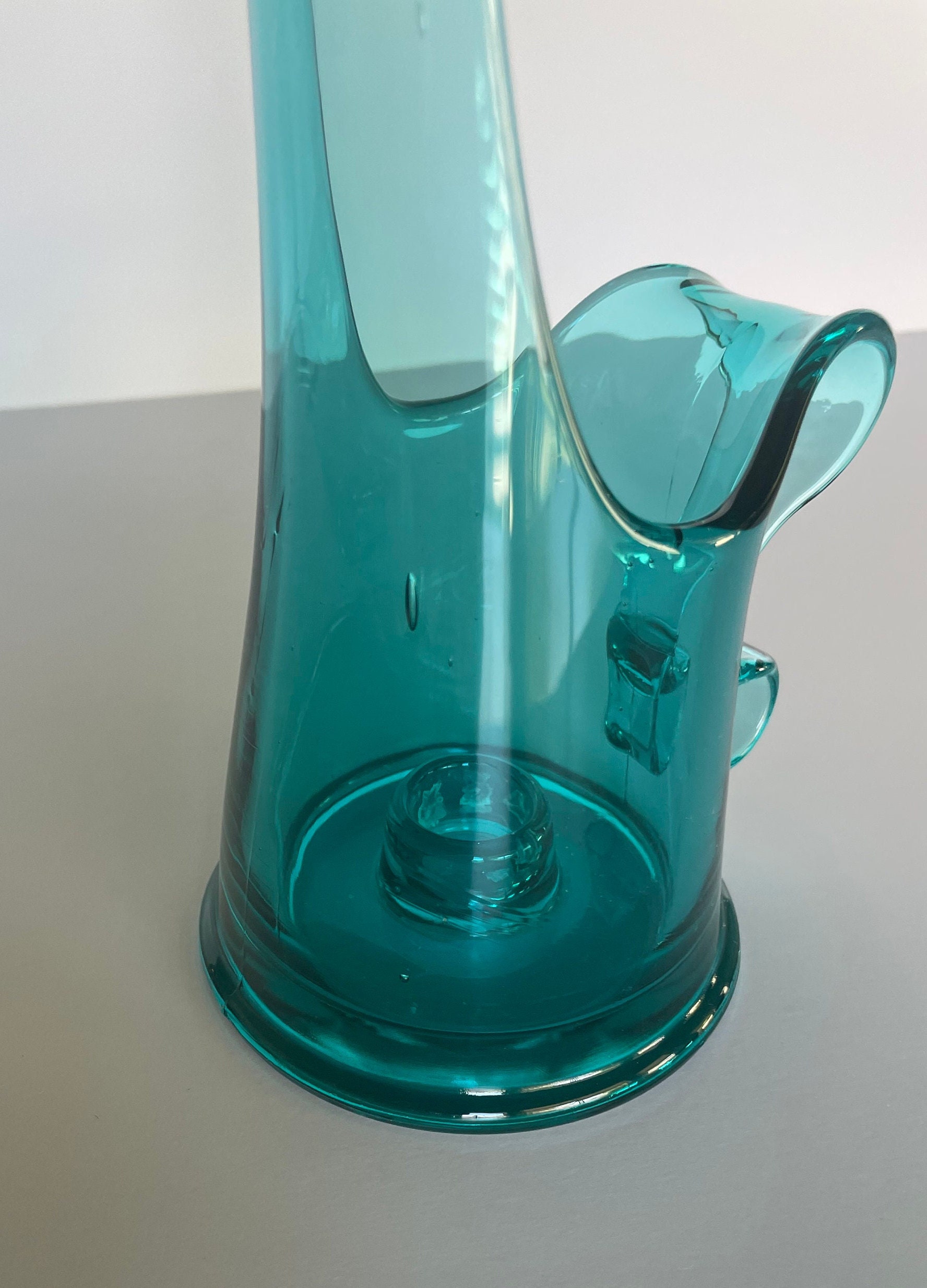 Vintage L.E. Smith Swung Pitcher Style Taper Candleholder - Etsy