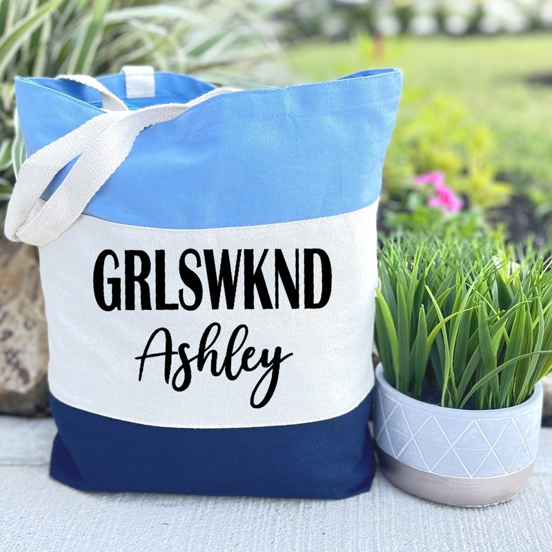 Girls Weekend Gift - 60+ Gift Ideas for 2025