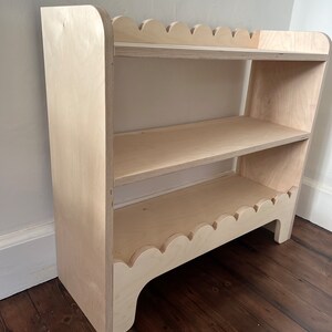 Scalloped Montessori Children's Toy Shelf – Charming Scallop Shelf for ...
