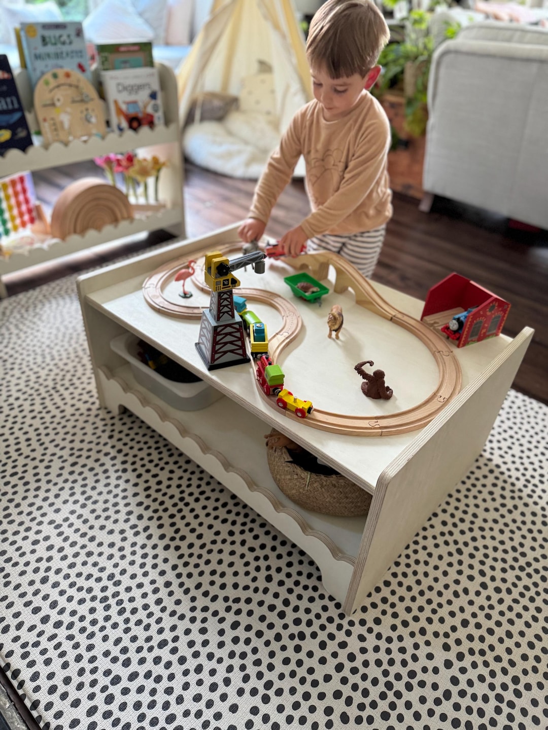 Montessori Children's Play Table: Large Scallop Design - Etsy