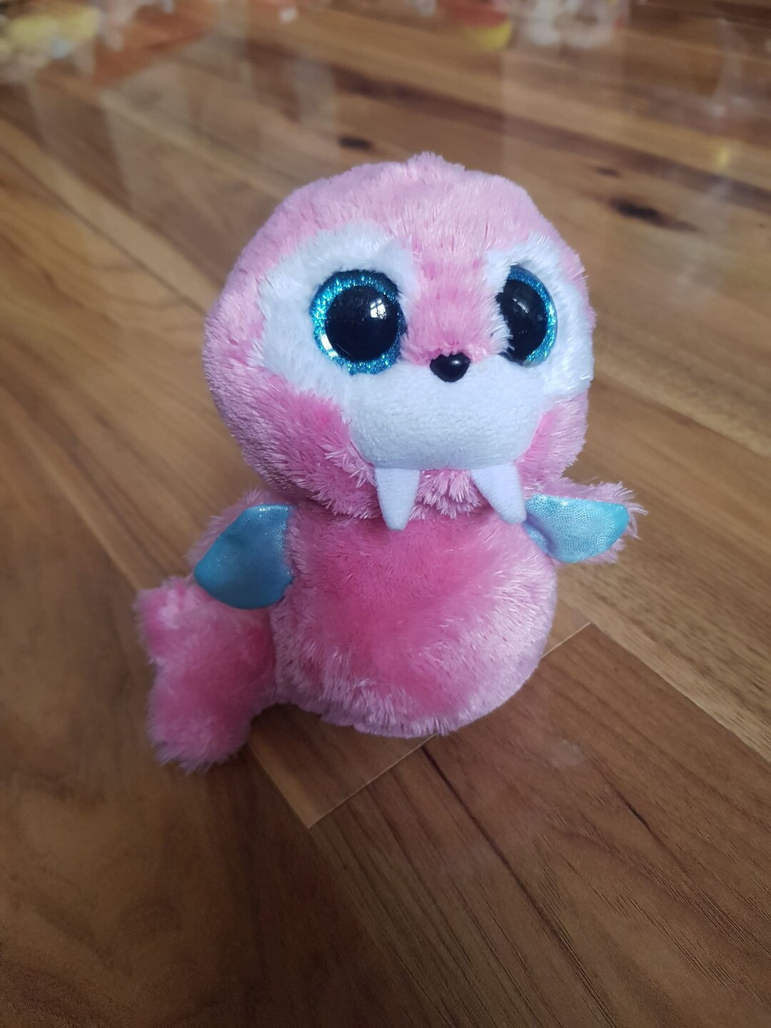 Ty Beanie Boo Tusk the Pink Walrus Plush Soft Toy Beanie Boos Blue Eyes ...