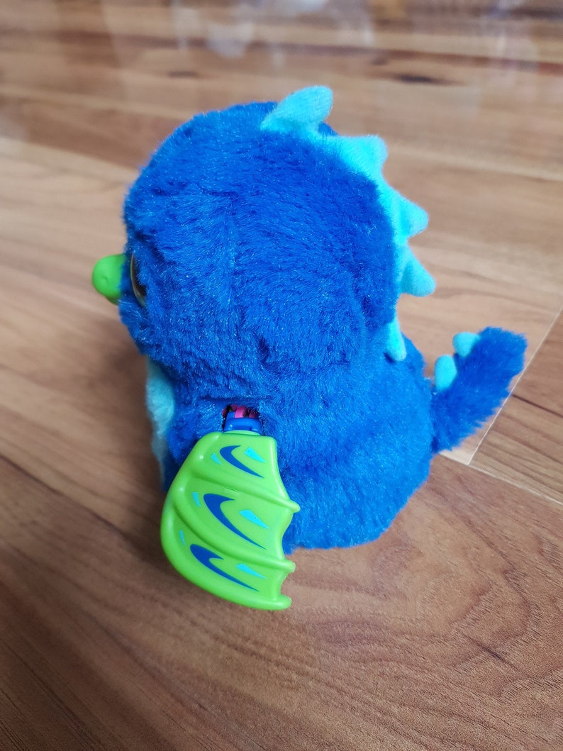 Hatchimals Draggle Blue Electronic Interactive Toy Spin Master Makes ...