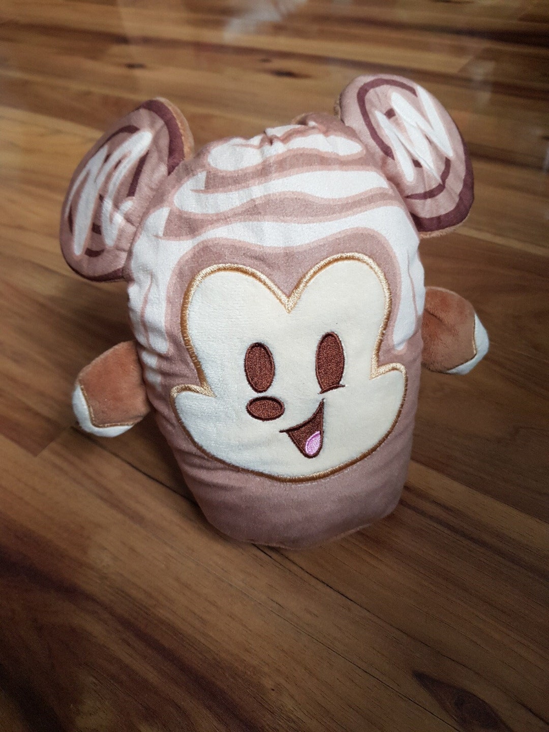 Primark Disney Munchlings Cinnamon Bun Mickey Mouse Microwaveable ...