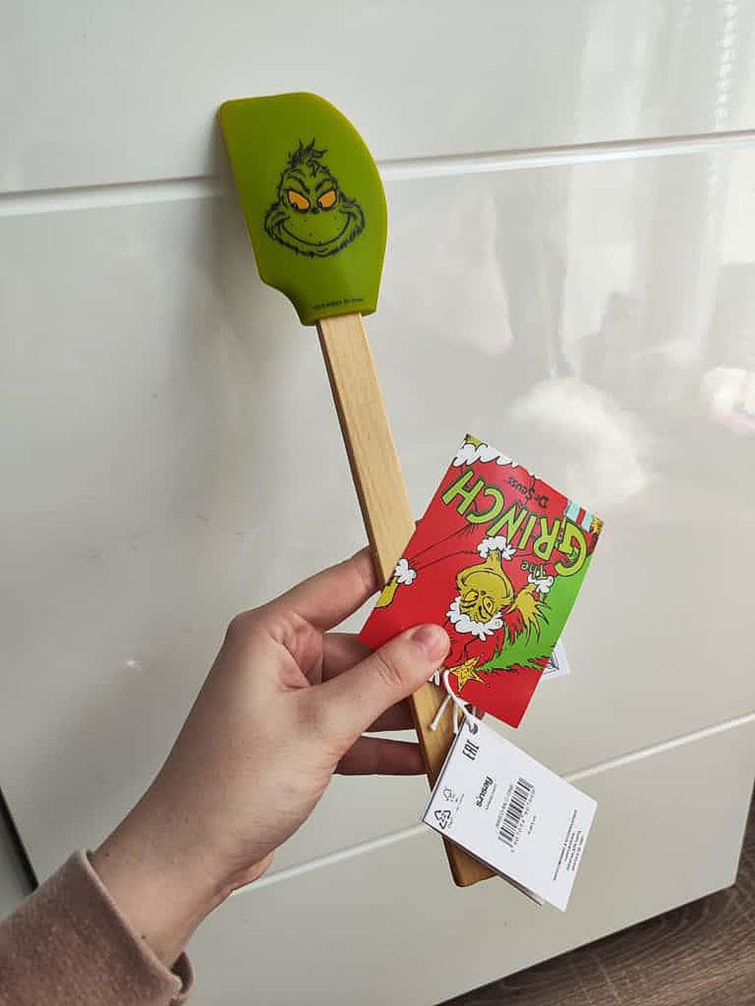 Dr. Seuss the Grinch Green Cake Spatula Christmas Merry Grinchmas ...