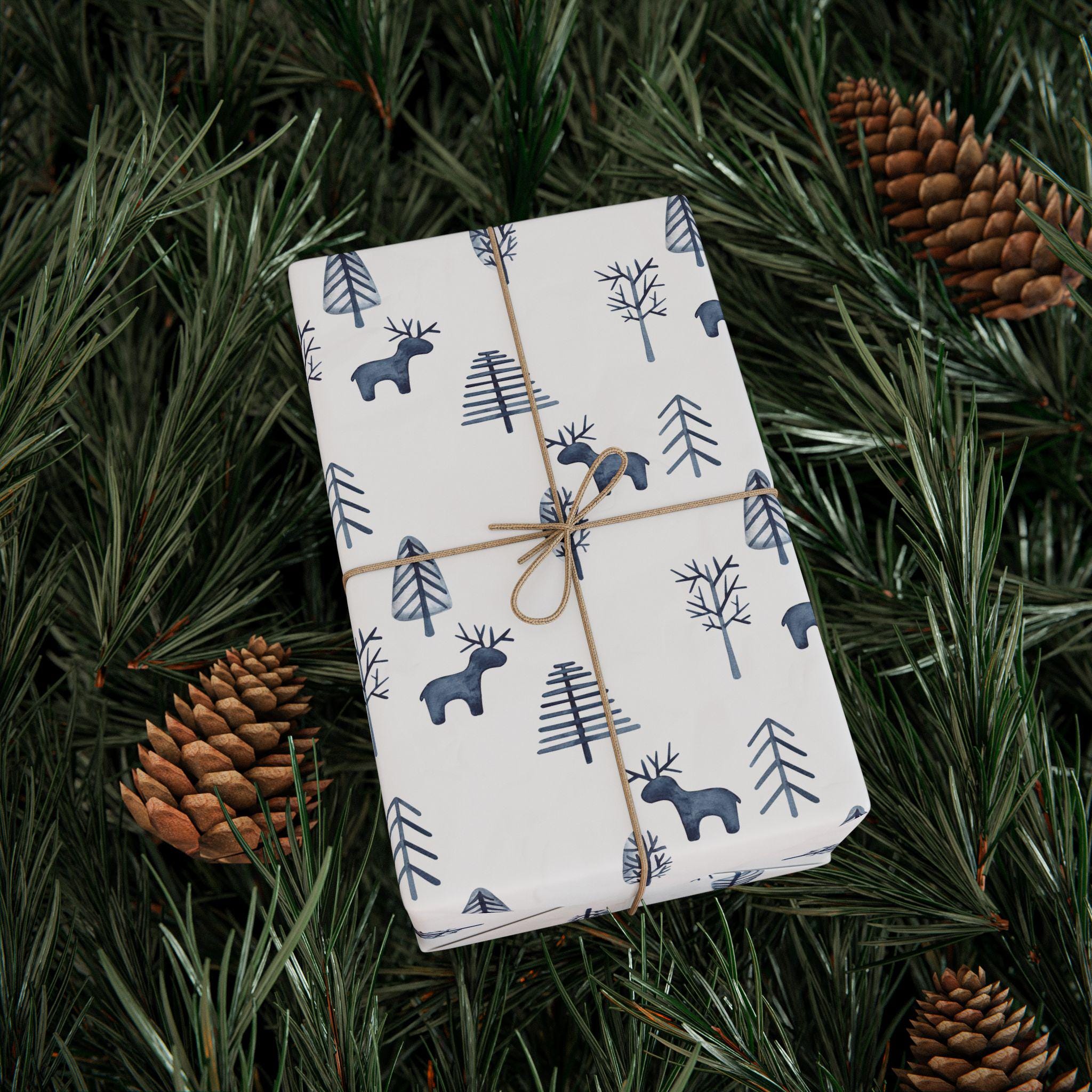 Tiny Reindeer Snow White Wrapping Paper // Christmas Wrapping Paper - Etsy