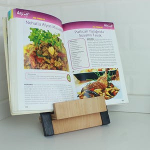 Personalized Wooden Cookbook Stand: Foldable Recipe Book Holder ...