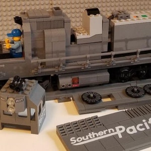 Custom Train Southern Pacific GP40 Engine "please Read Description" - Etsy