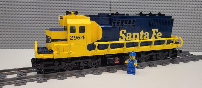 Custom Train Santa Fe GP40 Engine "please Read Description" Version 1 ...