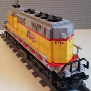 Custom Train Union Pacific 01 GP40 Engine "please Read Description" - Etsy