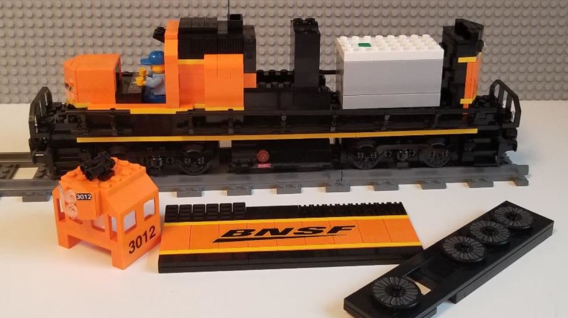 Custom Train BNSF Orange GP40 Engine "please Read Description" - Etsy