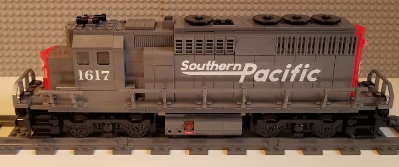 Custom Train Southern Pacific GP40 Engine "please Read Description" - Etsy