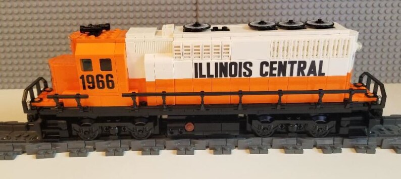 Custom Train Illinois Central GP40 Engine "please Read Description" - Etsy