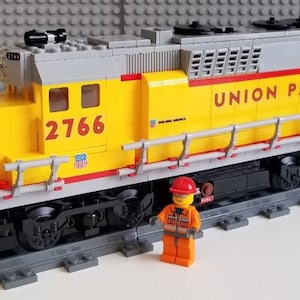 Custom Train Union Pacific 02 GP40 Engine "please Read Description" - Etsy