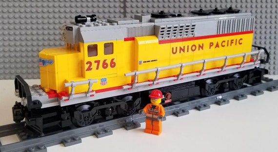 Custom Train Union Pacific 02 GP40 Engine please Read | Etsy