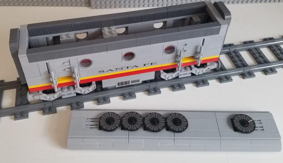 Custom Train Santa Fe F7 A & B Units Red Bonnet AKA Warbonnet "please ...