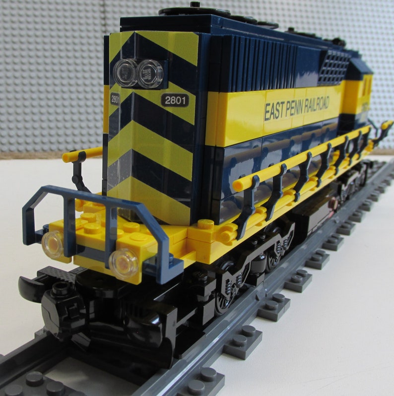 Custom Train East Penn GP40 Engine "please Read Description" - Etsy