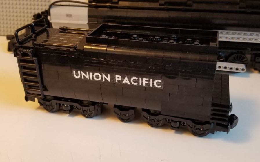 Custom Train Union Pacific Big Boy Engine W/union Pacific Water Tender ...