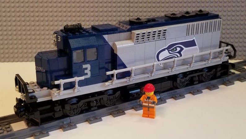 Custom Train Seattle Seahawks GP40 Engine "please Read Description" - Etsy