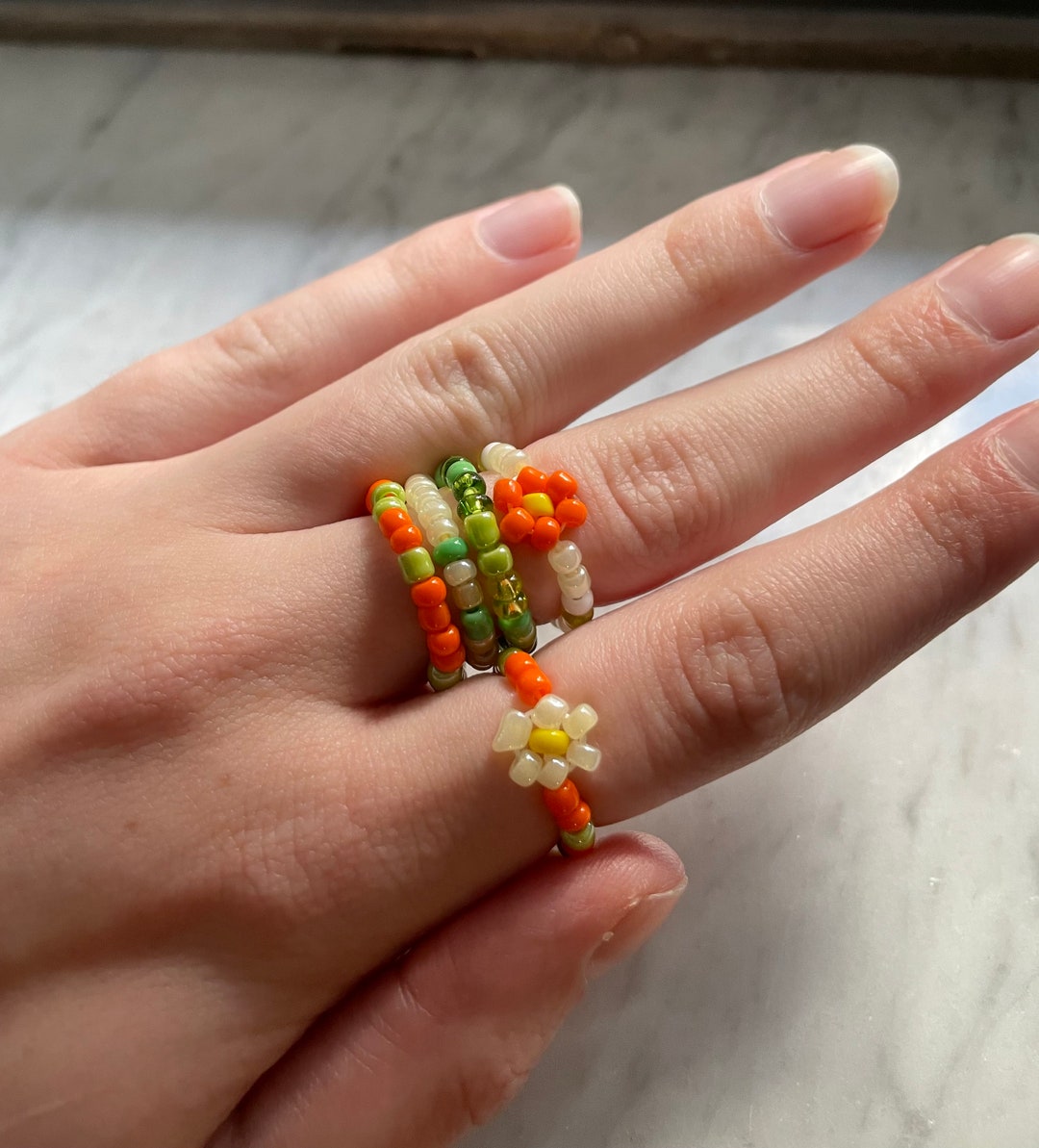 Set of 5 Beaded Daisy Rings - Etsy