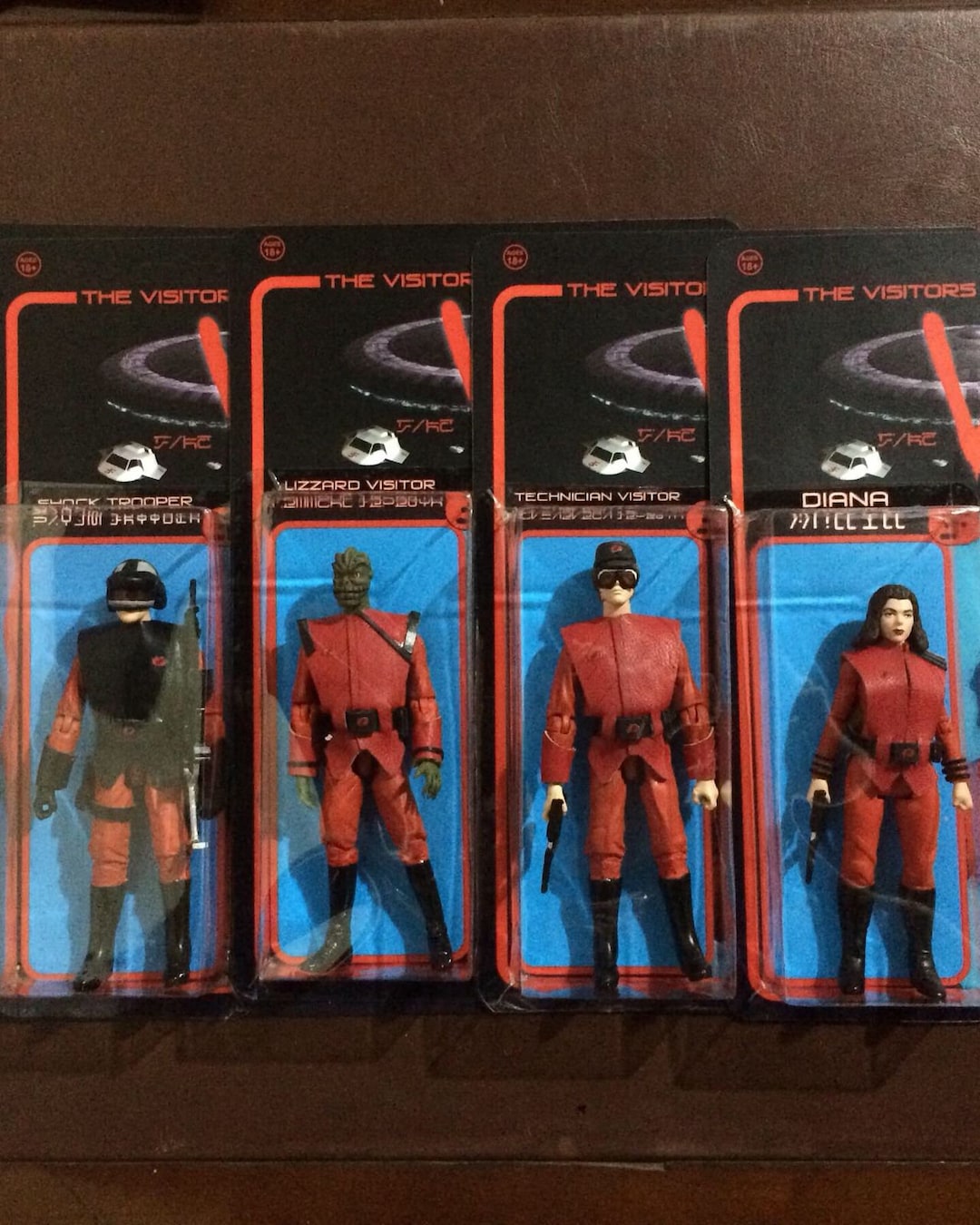 V Visitors the Final Battle 375' Action Figures Set X 4 - Etsy
