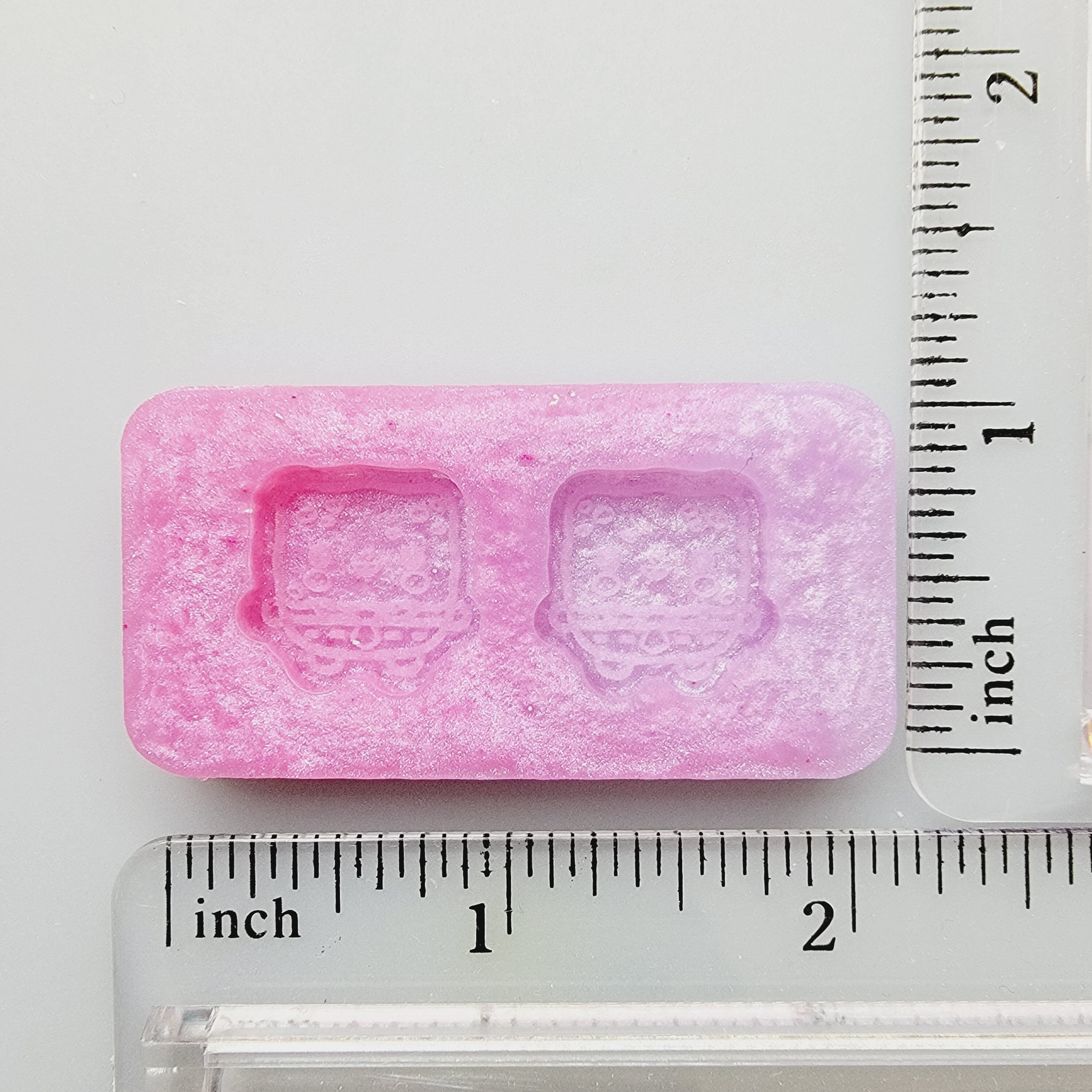 Sponge, Star and Burger Kawaii Shaker Bits Earring Studs Resin Silicone ...