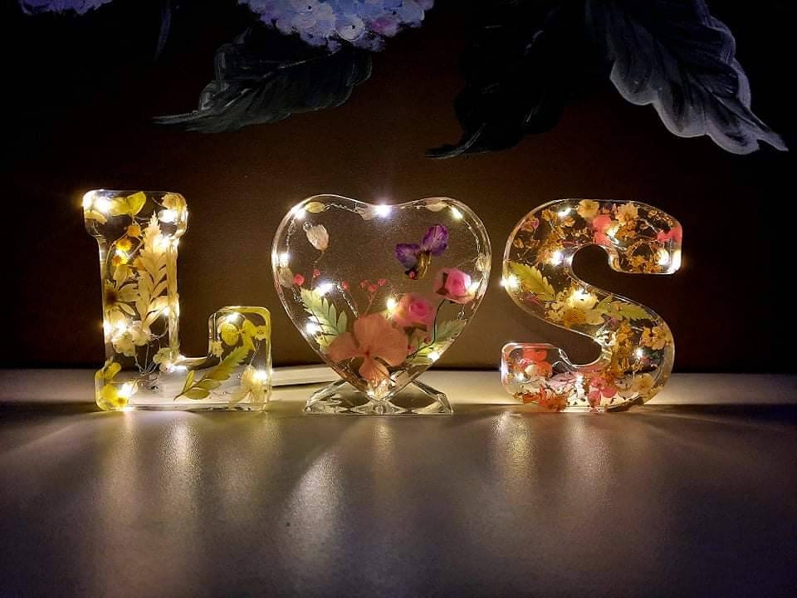 Customised Letter Lamps With Epoxy Resin and Real Dried Flowers, 10cm ...