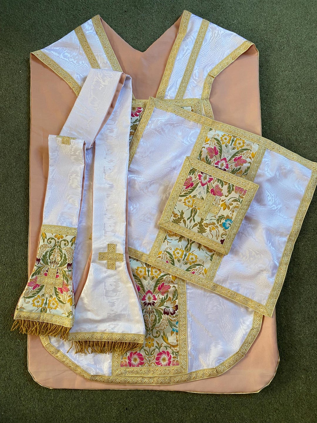 White Catholic Chasuble Fiddleback - Etsy