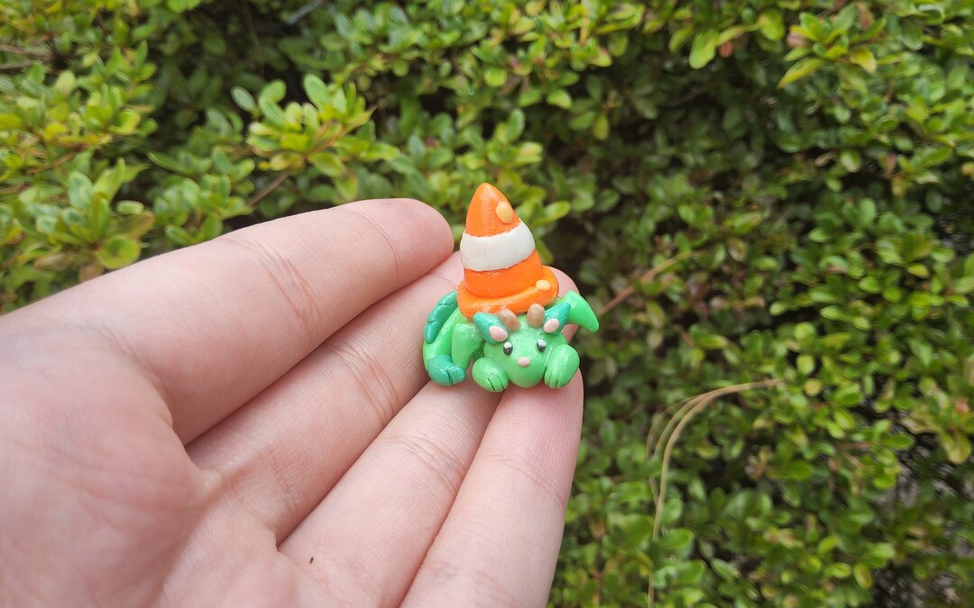 Enki Cone Dragon | Mini Desk Buddy | Polymer Clay Charm - Etsy