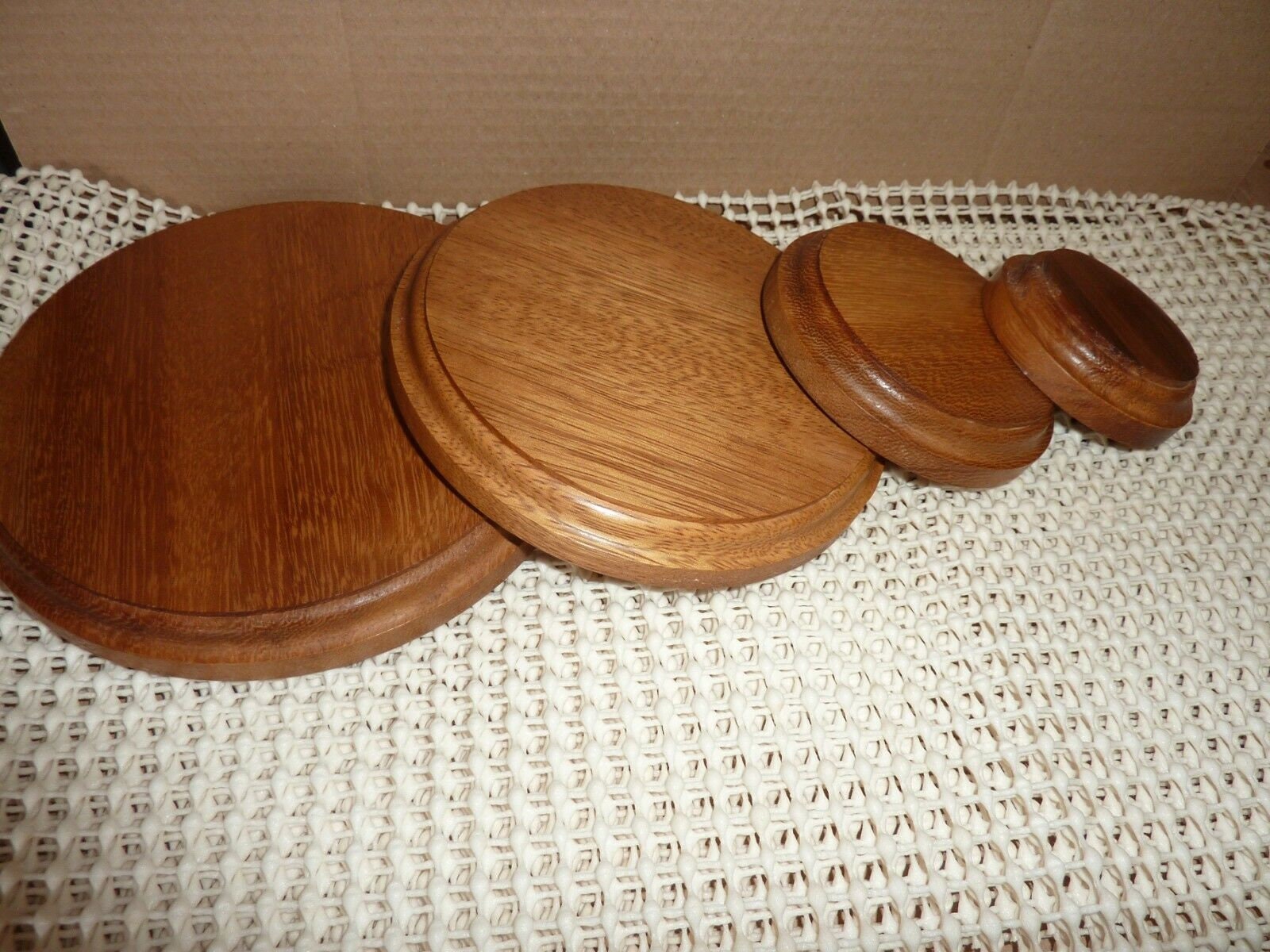 ROUND DISPLAY STAND Teak Solid Hardwood Plinth Base Trophy - Etsy UK