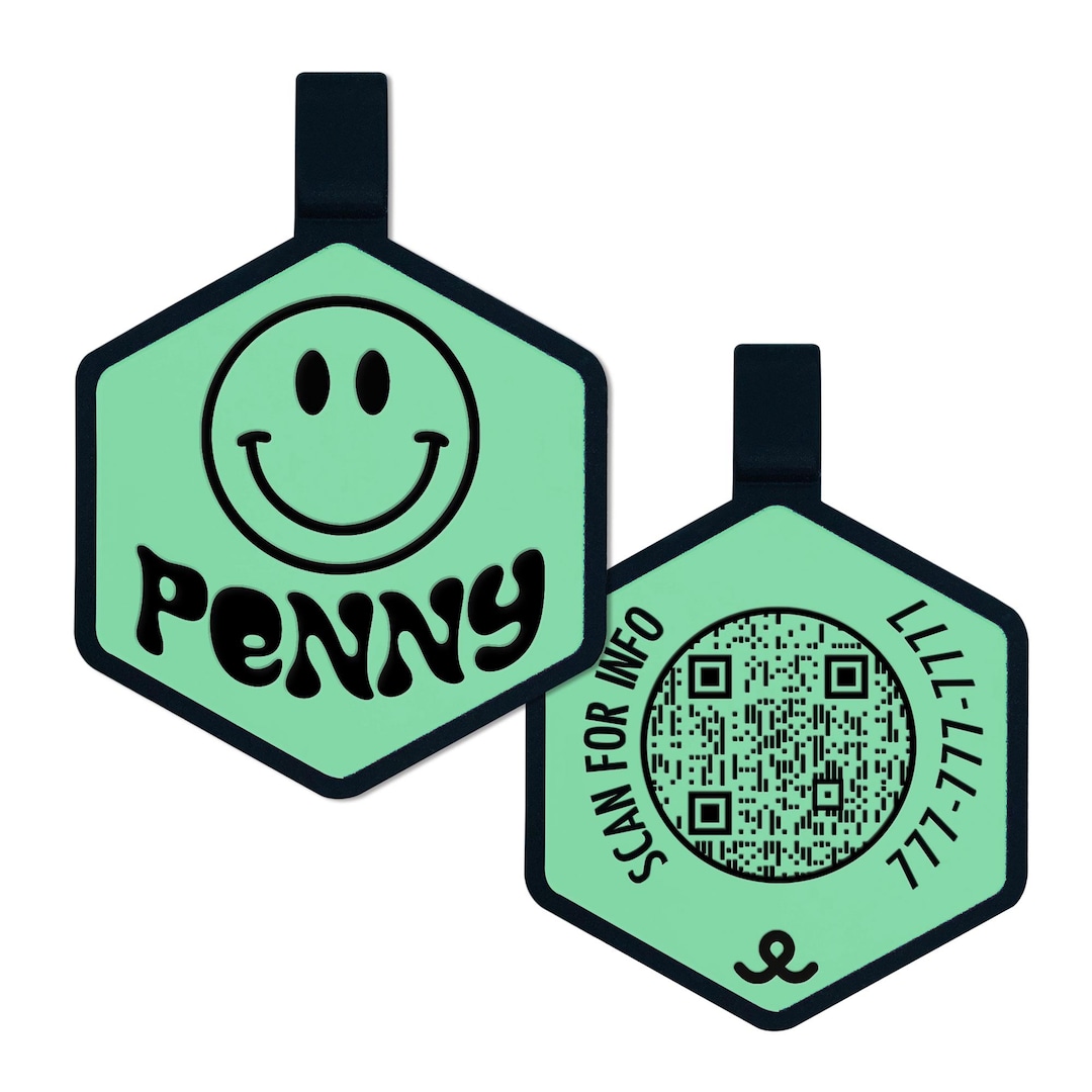 QR Code Smiley Face Silicone Dog ID Tag Digital Pet ID Quiet Dog Tag ...