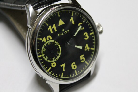 MOLNIJA-Vintage- Soviet PILOT- Watch-NOS - Gem
