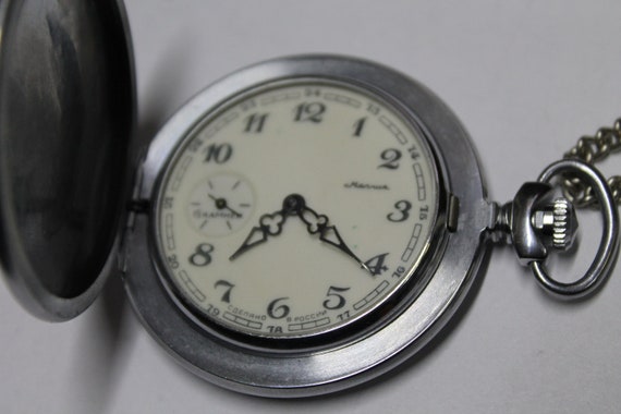 MOLNIJA-Vintage Soviet -Russia POCKET WATCH - Gem