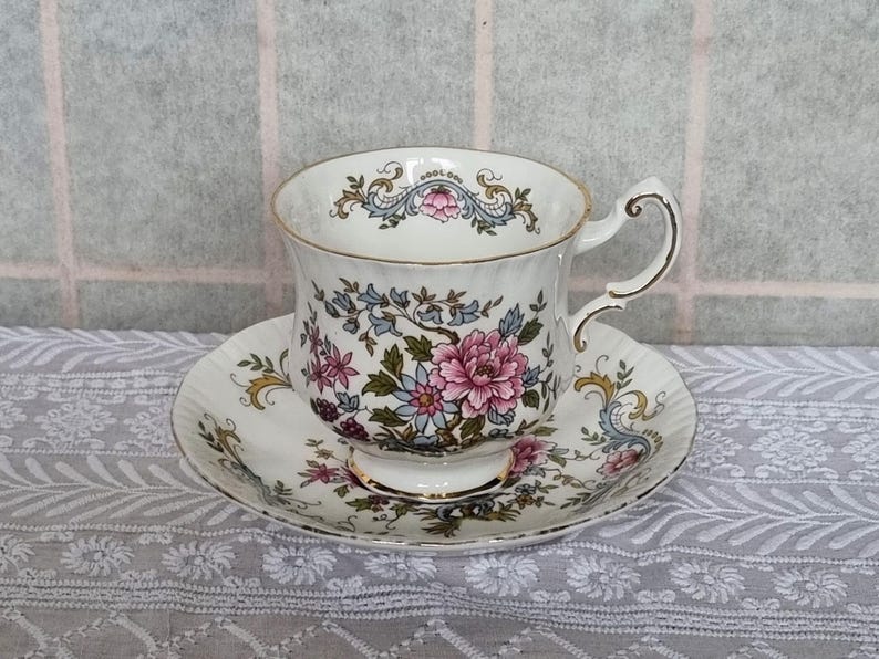 Vintage English Teacup Saucer Set, Floral Bone China Tea Cup ...