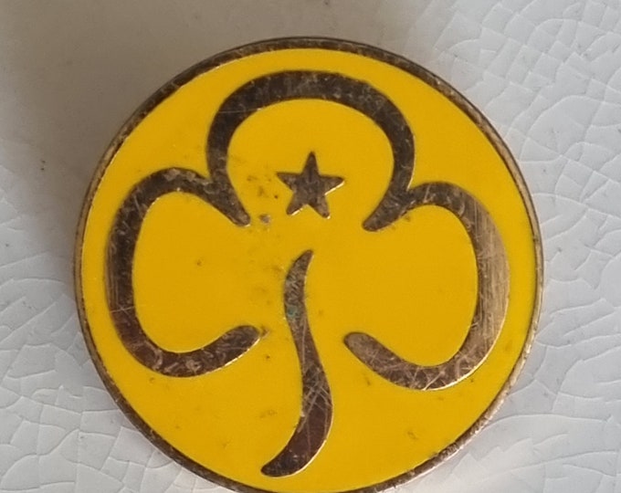 Vintage Promise Badge Girl Guides UK Yellow Trefoil Badge 1950s ...