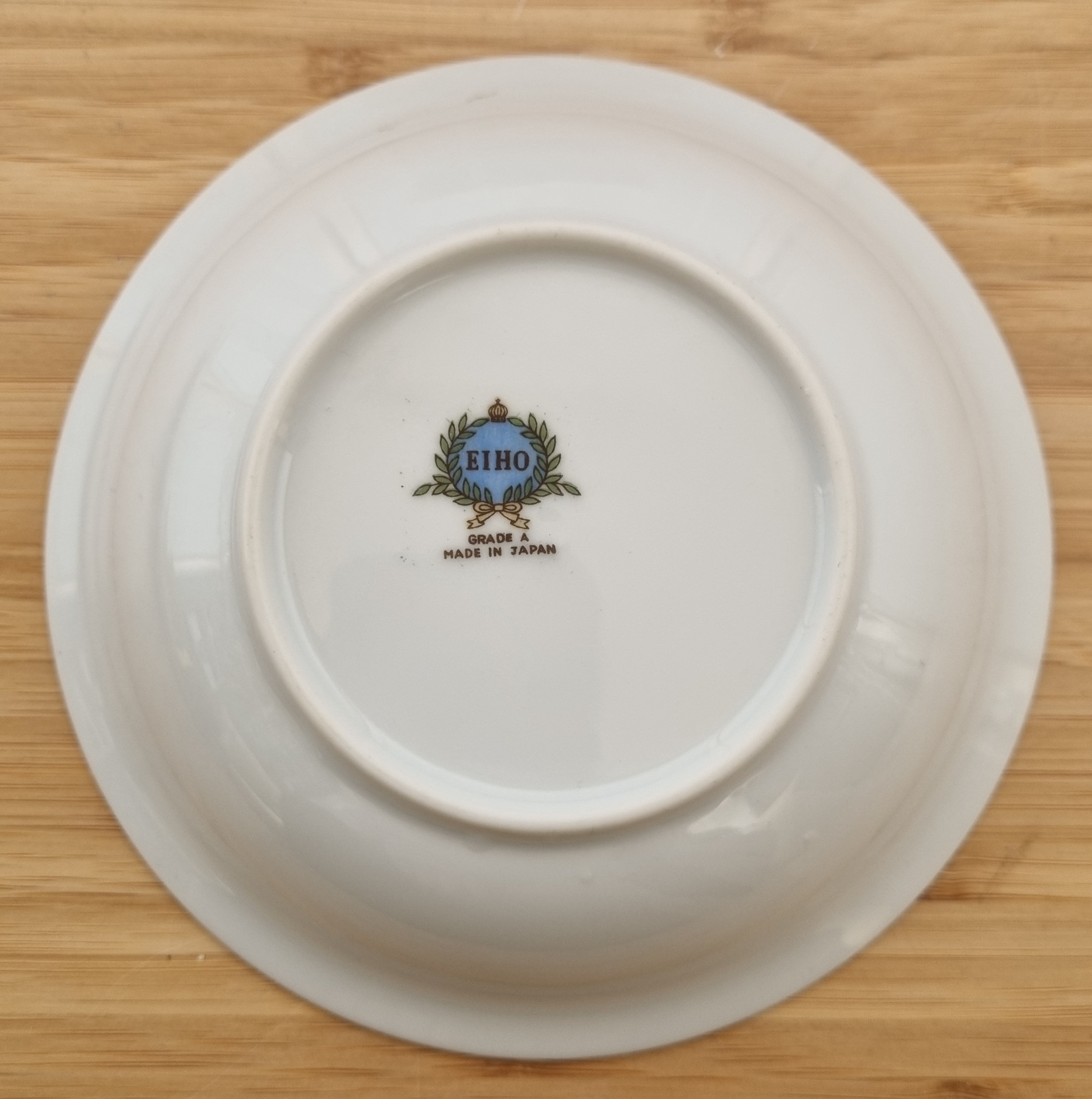 Small Porcelain Bowls With Yellow Roses by EIHO Japan 6 Piece Set ...