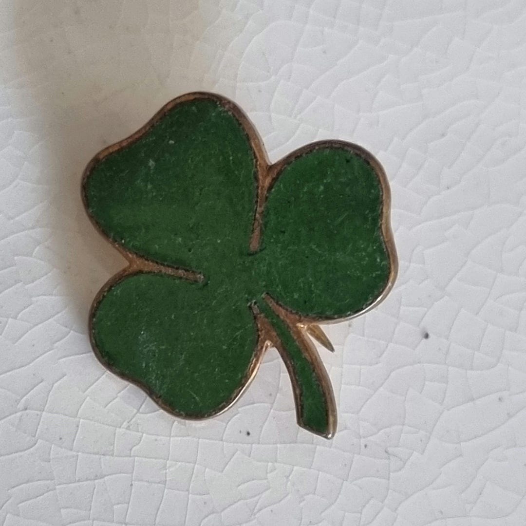 Vintage Girl Guides Clover Badge | Green Enamel Shamrock Pin ...