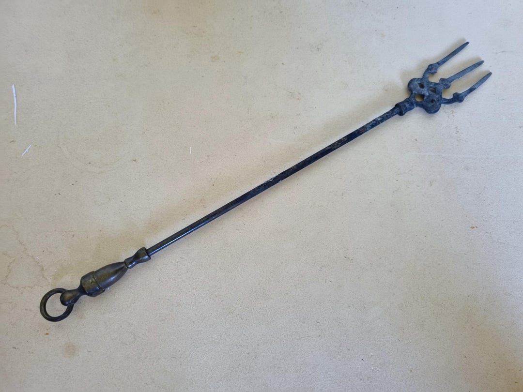 Antique Hand-forged Iron Toasting Fork | Revolutionary Era Style | 18 ...