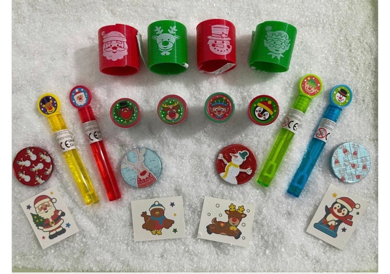 Bluey Christmas Cracker, Toy Filled Christmas Crackers for Boys and ...