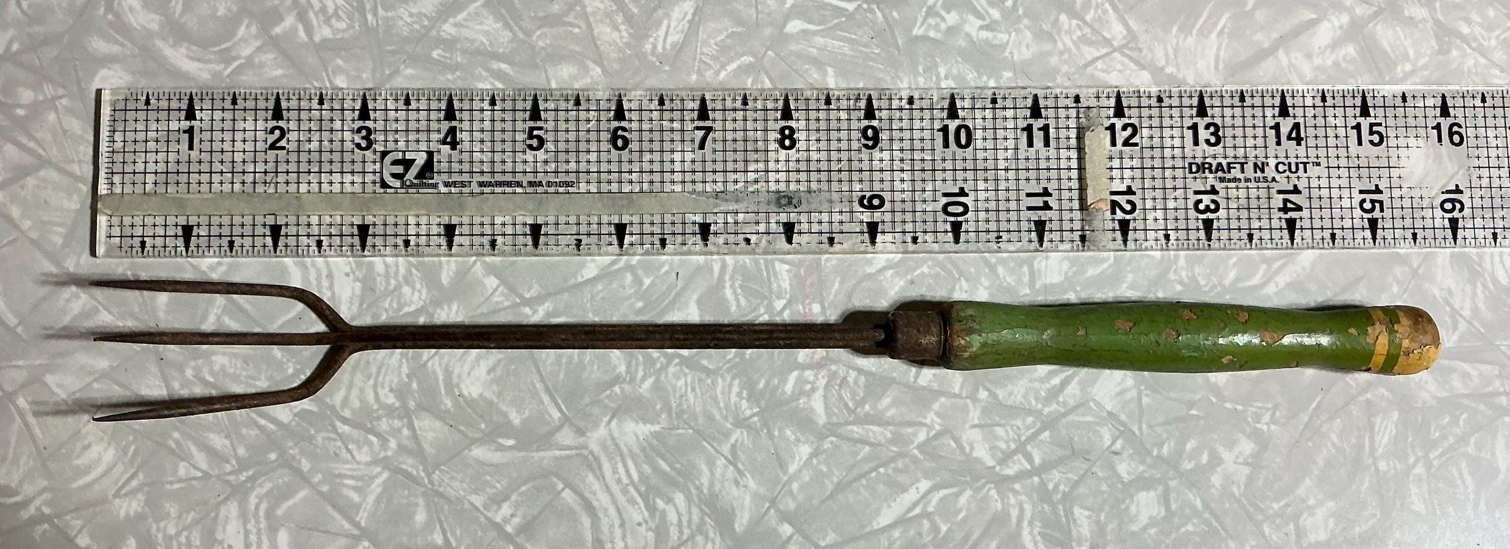 Vintage Green Wooden Handle 3 Prong Meat Fork 15” - Etsy