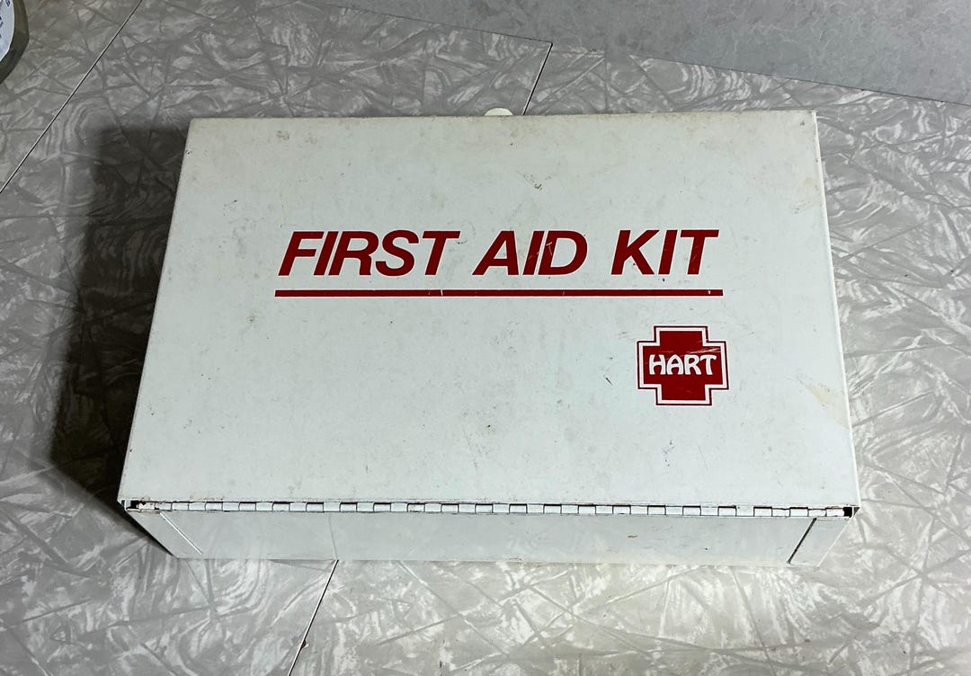 Vintage HART Red Cross First Aid Kit Safety/hanging Metal - Etsy