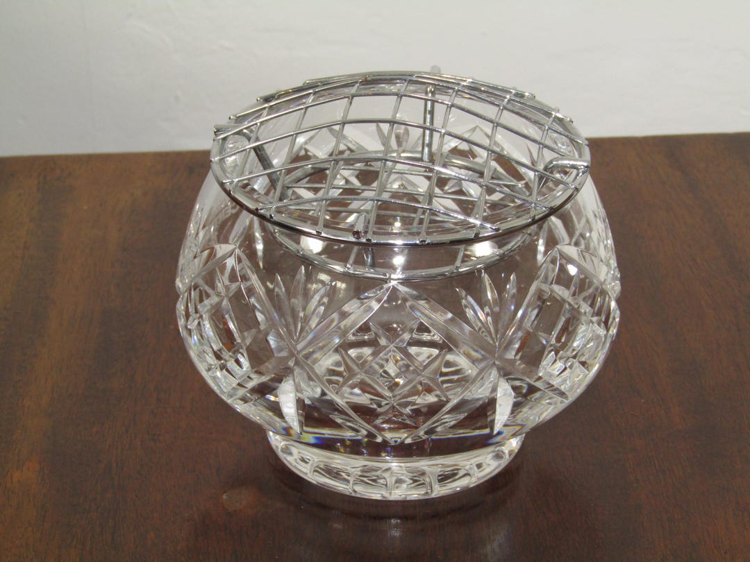 Beautiful Tudor Crystal Heavy Cut Glass Rose Bowl & Double Wire Grid ...