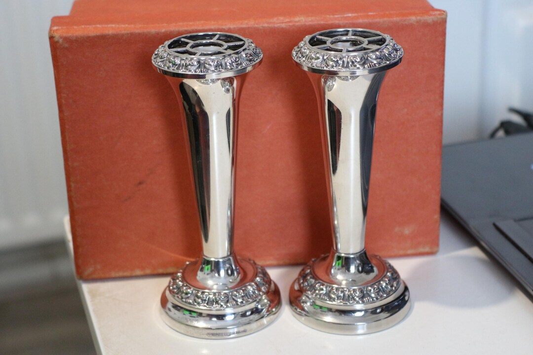 Vintage Boxed Pair of Ianthe Silver Plated 14cm Tall Lanthe Stem Vases ...