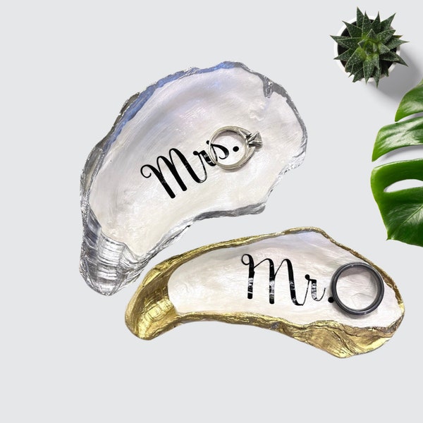 Custom Painted Oyster Shell - Etsy