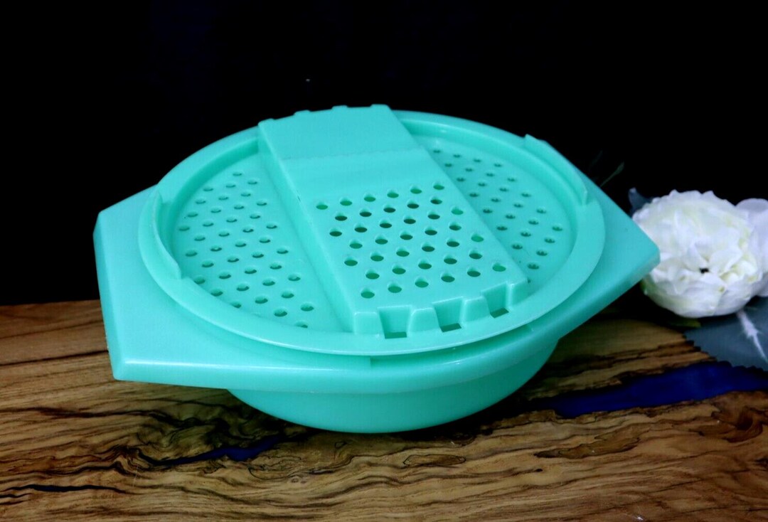 Vintage Tupperware 2 Piece Cheese Shredder Grater and Basin Jadeite ...
