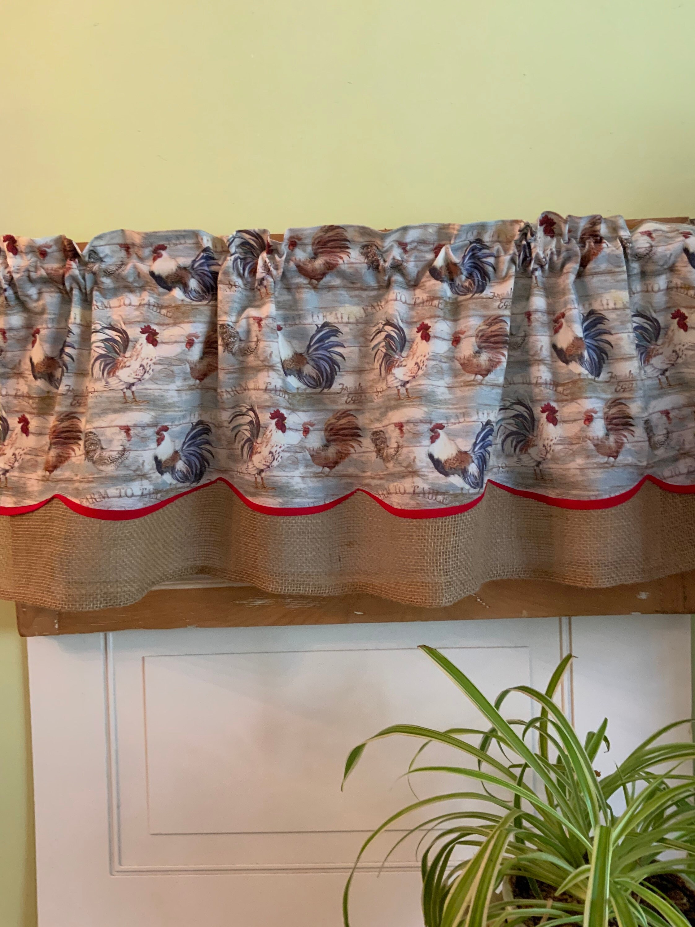 French Country Roosters Valance. Scalloped Valance With Burlap - Etsy